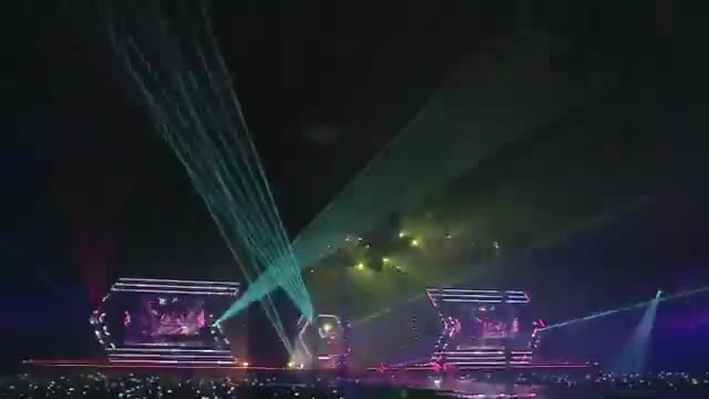 EXO "DROP THAT, KEEP ON DANCING, LUCKY, RUN" IN JAPAN - نماشا